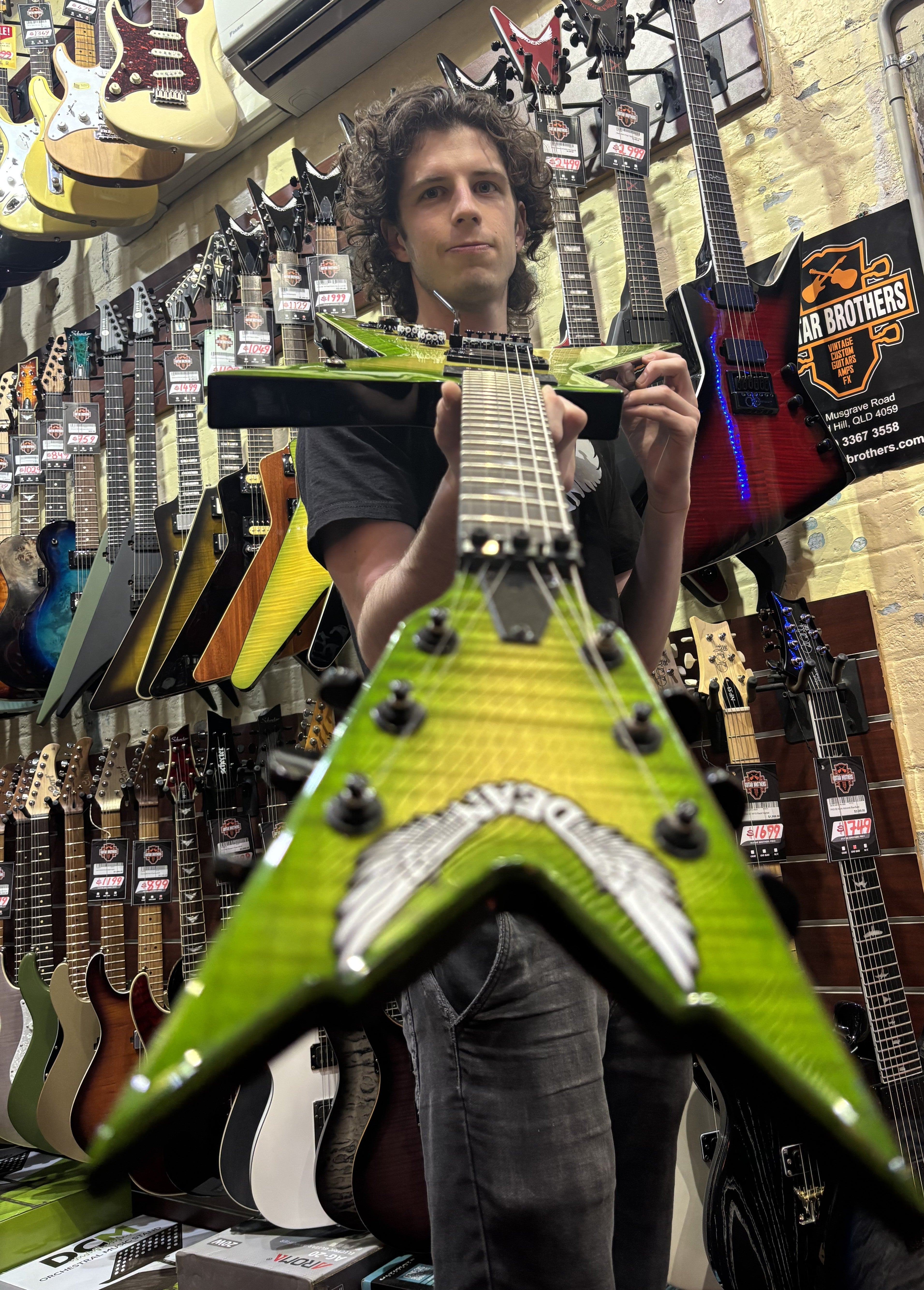Browse The Screamin' Dean Sale! | Guitar Brothers