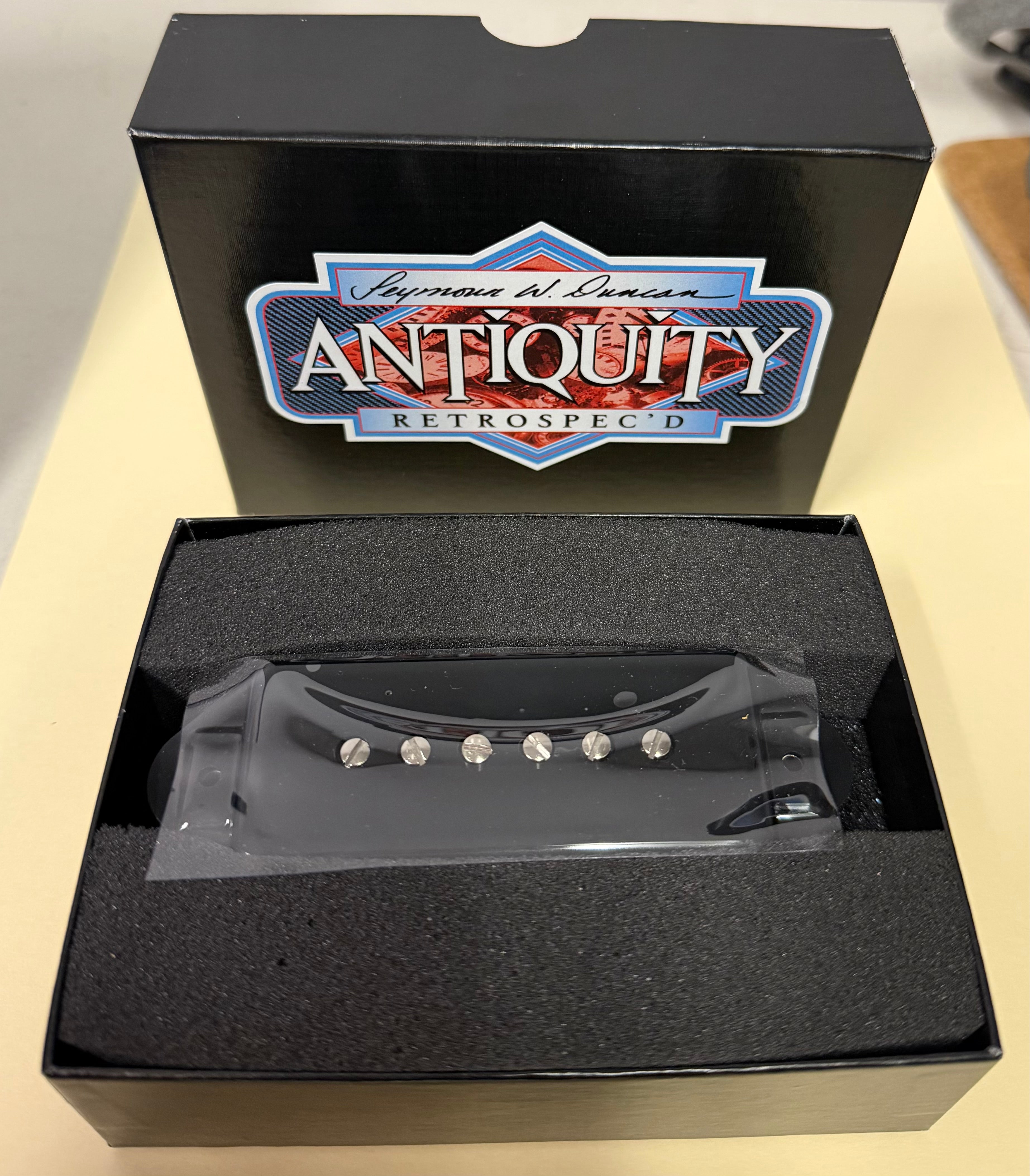 Seymour Duncan Antiquity P90 Dog Ear Bridge Pickup - Black | Guitar Bros