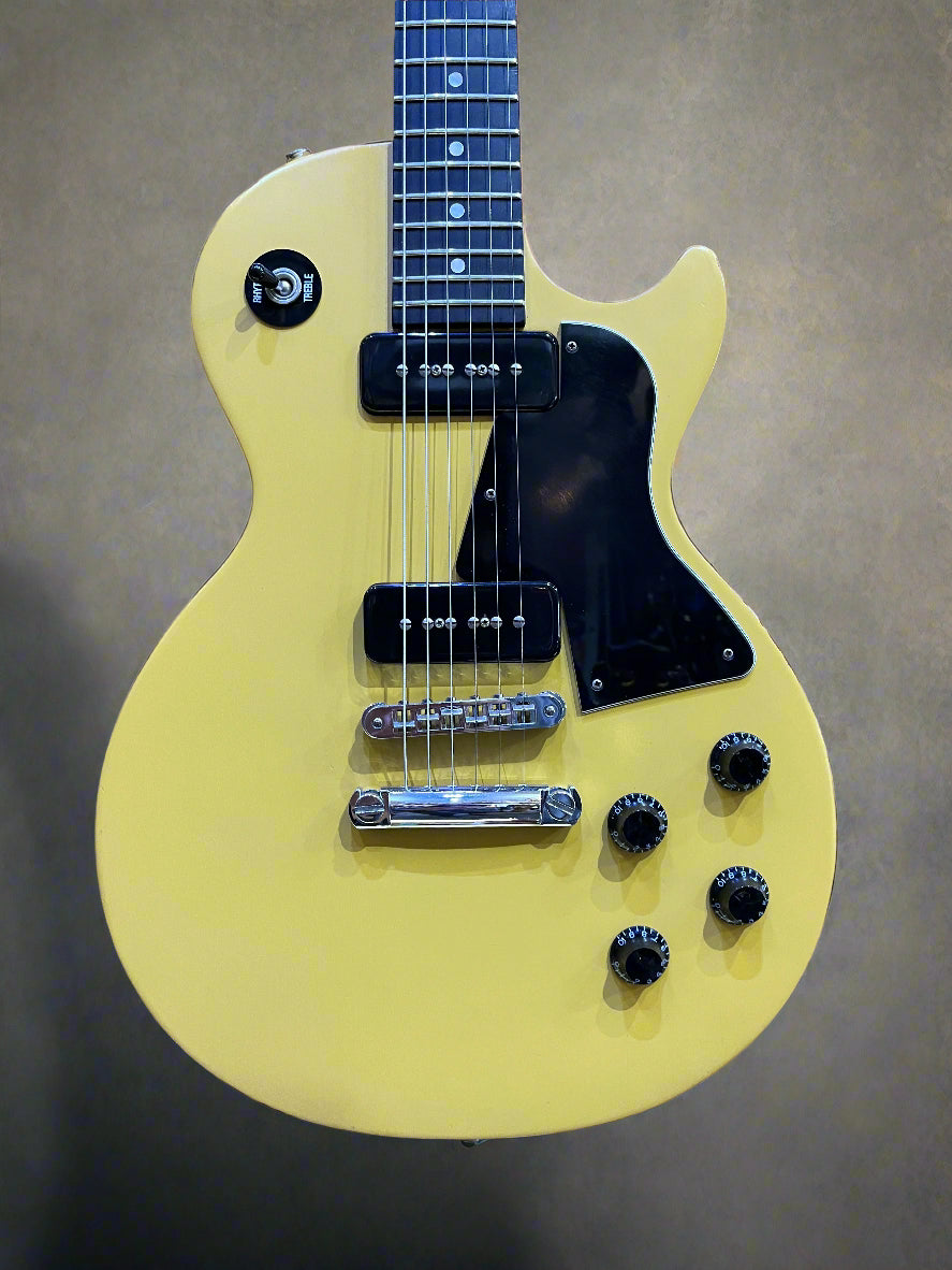 Yellow Gibson Guitars - Premium Quality at Guitar Bros