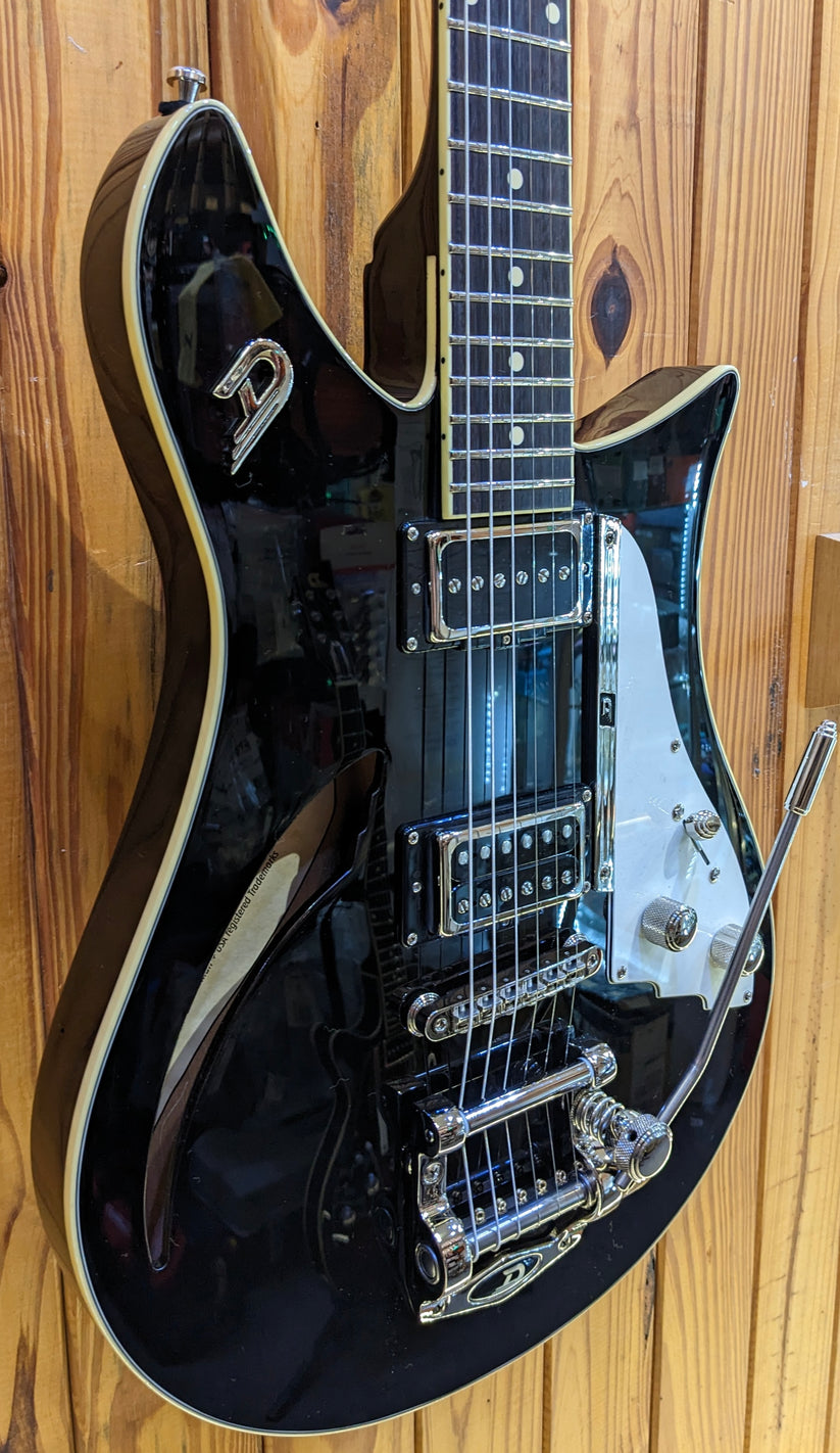 Duesenberg Double Cat - Black w/ Duesenberg Custom Line Bag | Guitar Bros